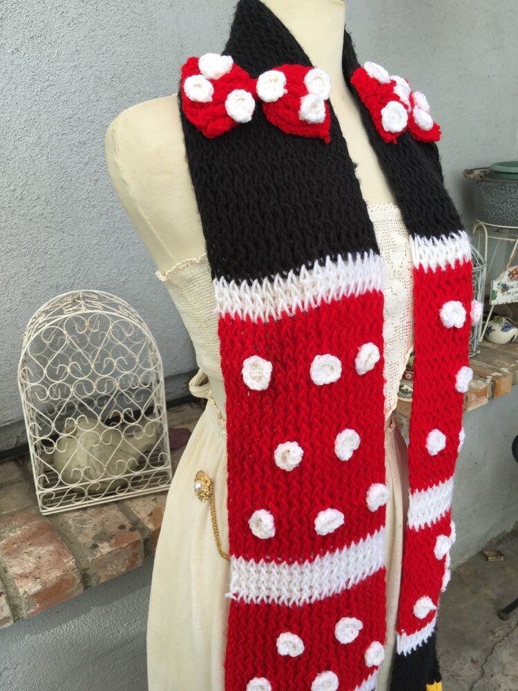 Minnie Mouse Inspired Crochet Scarf: Black, Red, and White Polka Dot - Etsy