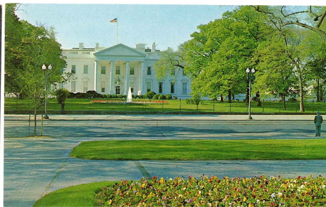 Vintage Postcard the White House North Front - Etsy