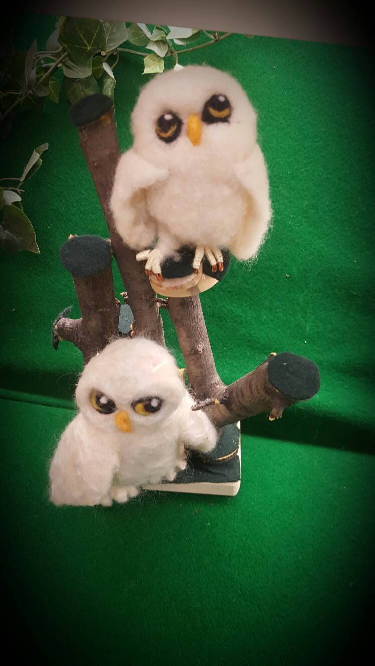 White Owl, Hedwig Style Owl, Needle Felted Owl, Canadian Owl - Etsy Canada