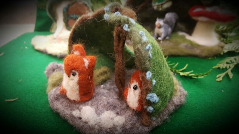 Needle Felted Fox Home, Fox Den, Playscape, Momma Fox, and Baby Fox - Etsy