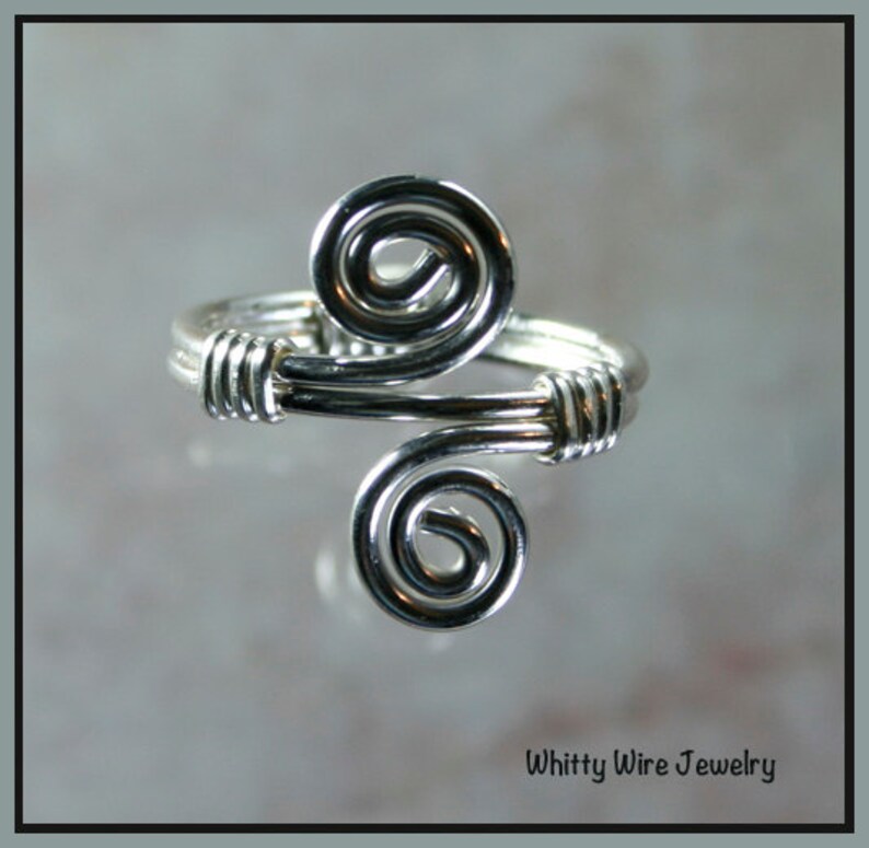Sterling Silver Celtic Swirl Ring - Etsy Canada