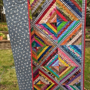 Scrappy Hounds Tooth Quilt, Wall Quilt, Lap Quilt - Etsy