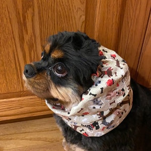 Dog Friends & Fire Hydrant Snood, King Charles Cavalier Snood, Cocker ...