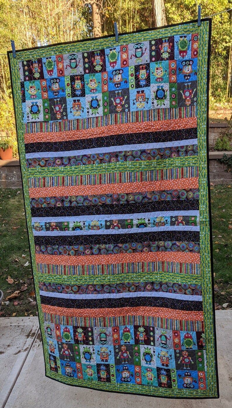Robot Fun, Strip Quilt, Kid Quilt, Toddler Quilt, Lover of Robots Quilt ...