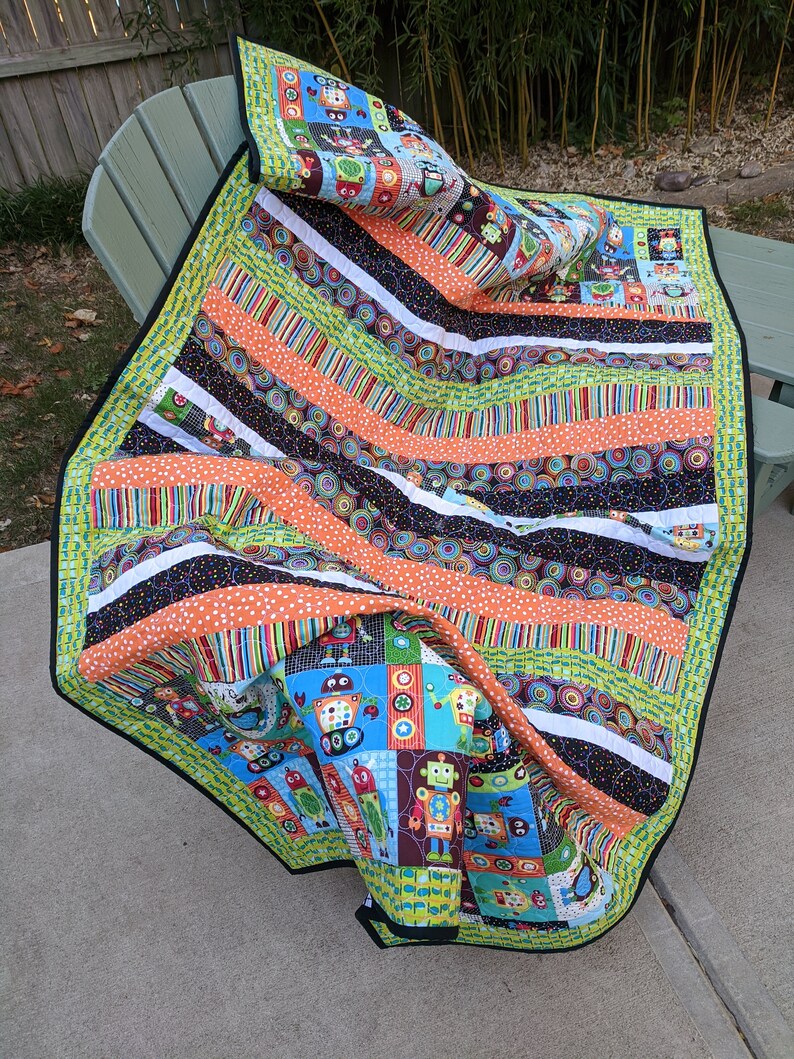 Robot Fun, Strip Quilt, Kid Quilt, Toddler Quilt, Lover of Robots Quilt ...
