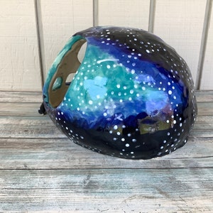 Axolotl Hide MADE TO ORDER - Aquarium Skull Cave Jumbo - Ceramic Fish ...