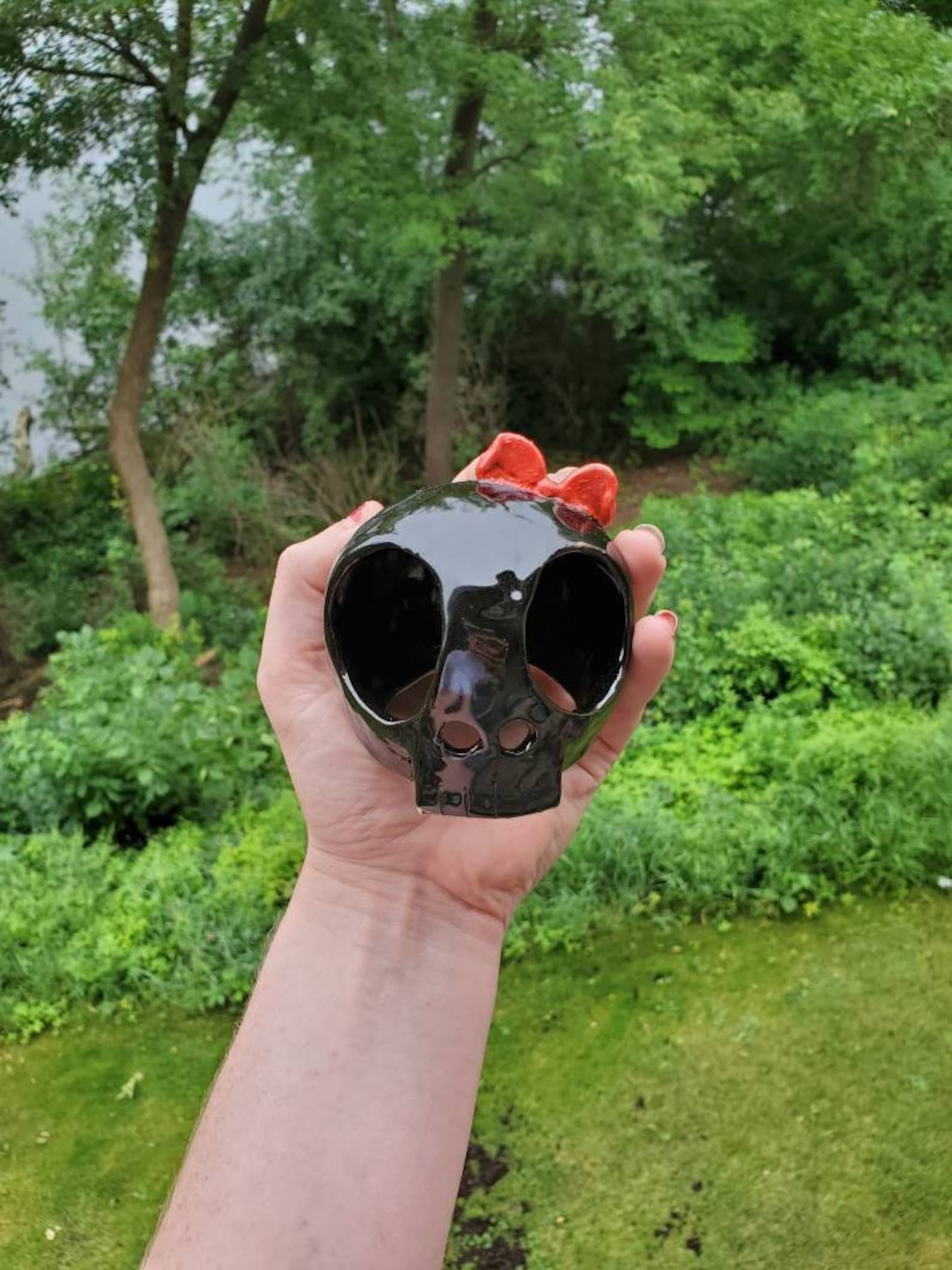 Little Aquarium Skull MADE TO ORDER Femme Fish Tank Decor | Etsy