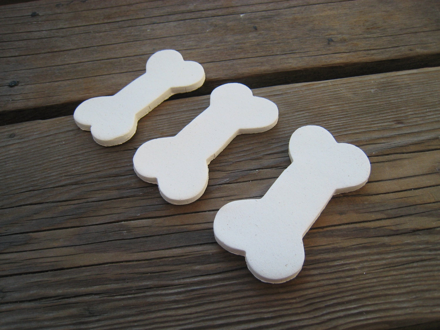 Ceramic Dog Bones - 20 Dog Bone Blanks - Dog Crafts - Decorate Your Own ...