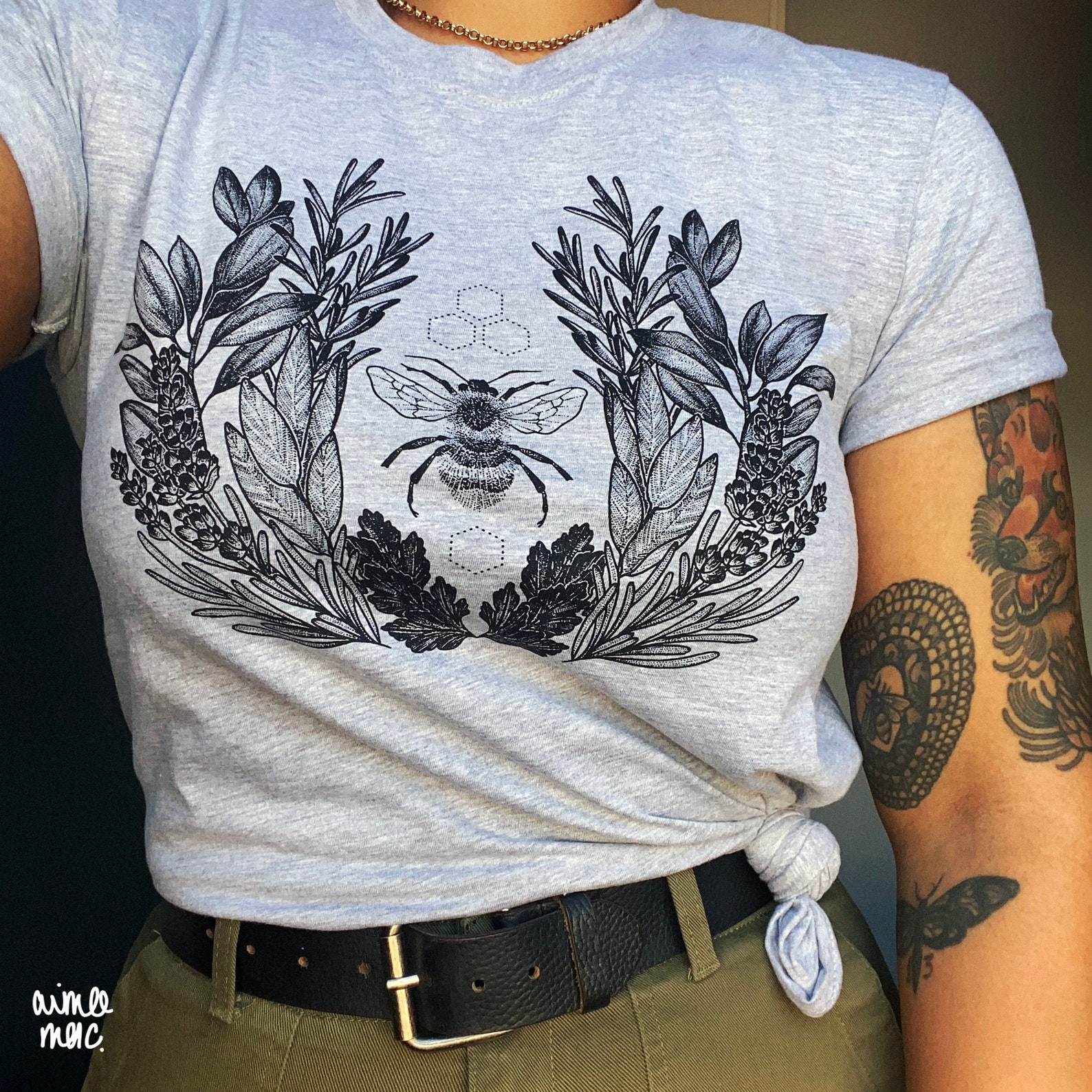 Botanical Bee Print Shirt - Boho Shirt, Bee Graphic Tee, Botanical Art ...