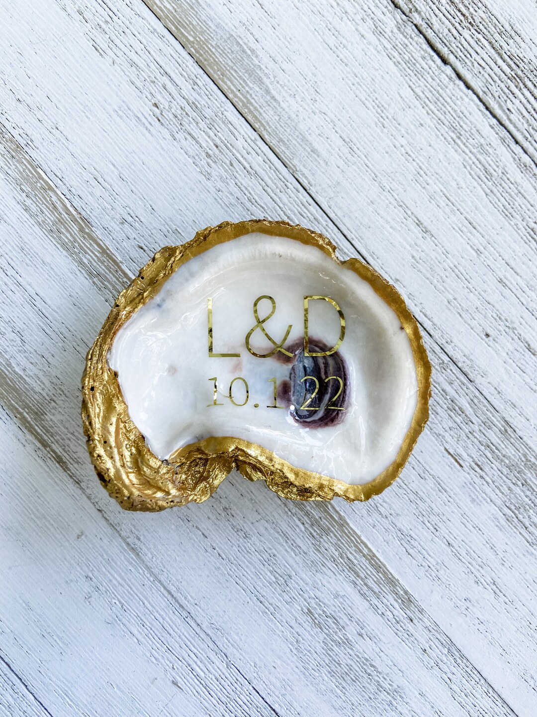 Personalized Oyster Shell With Initials and Wedding Date in Block Font ...