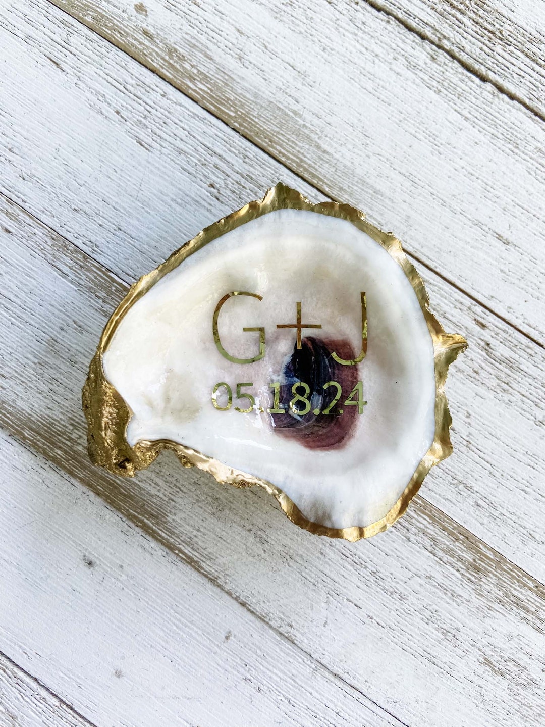 Personalized Oyster Shell With Initials and Wedding Date in Block Font ...