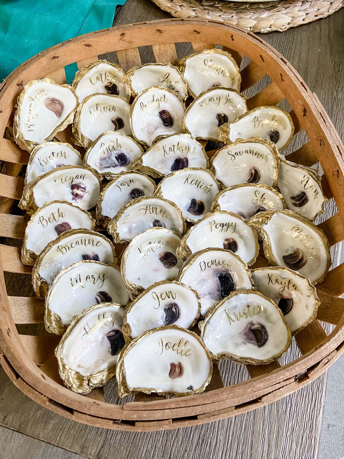 Oyster Shell Place Cards, Personalized Oyster Shell With Name, Wedding ...