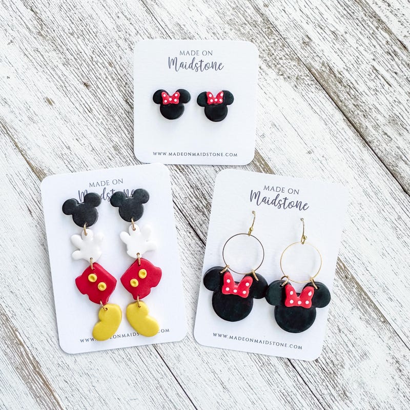 Minnie Mouse Earring - Etsy