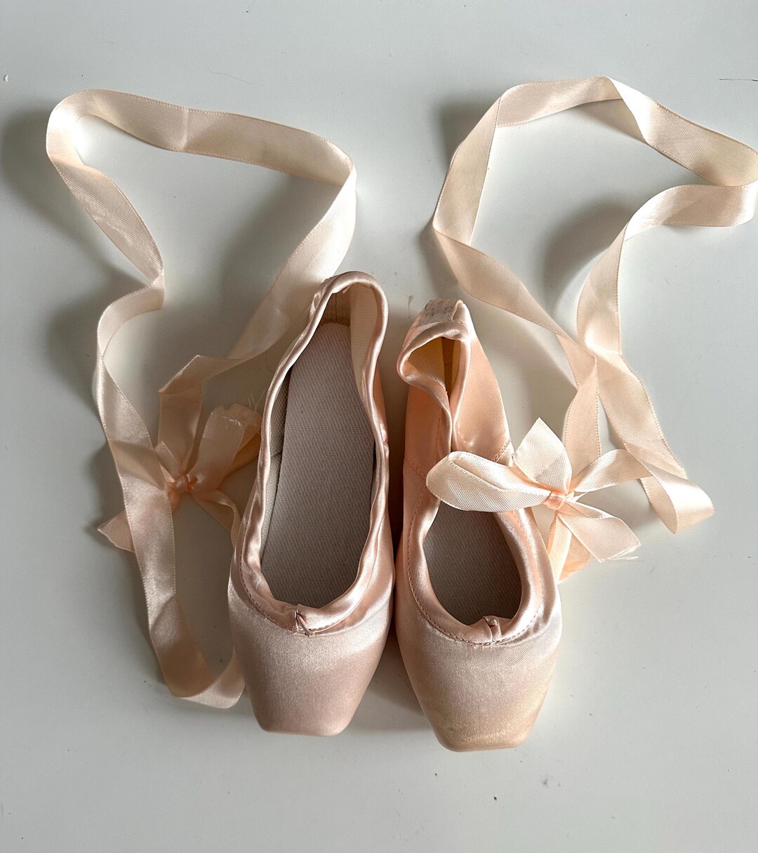 Vintage Ballet Pointe Shoes With Ribbons for Decor, Photo Props, Crafts ...