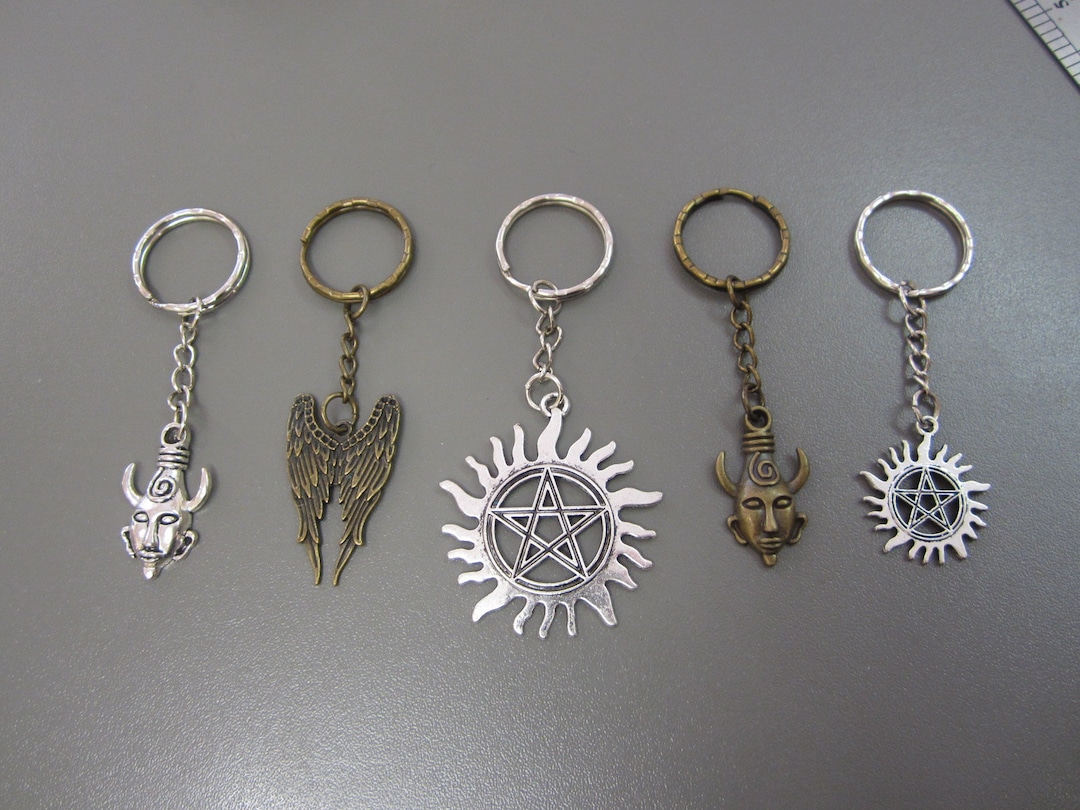Supernatural Keyring, Flaming Pentangle Keyring, Protection Charm Key ...