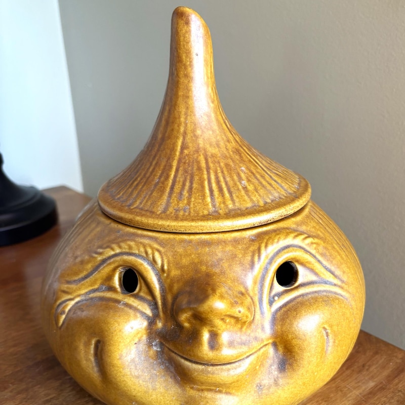 Ceramic Onion Jar - Etsy