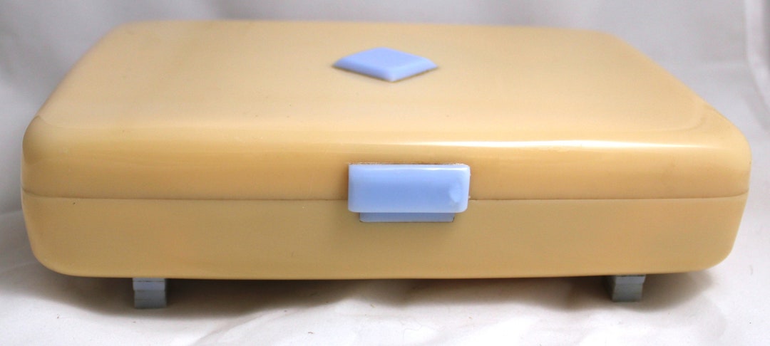 Rare 2 Tone Plastic Music Box Sewing Box Kit Full of Original Items ...