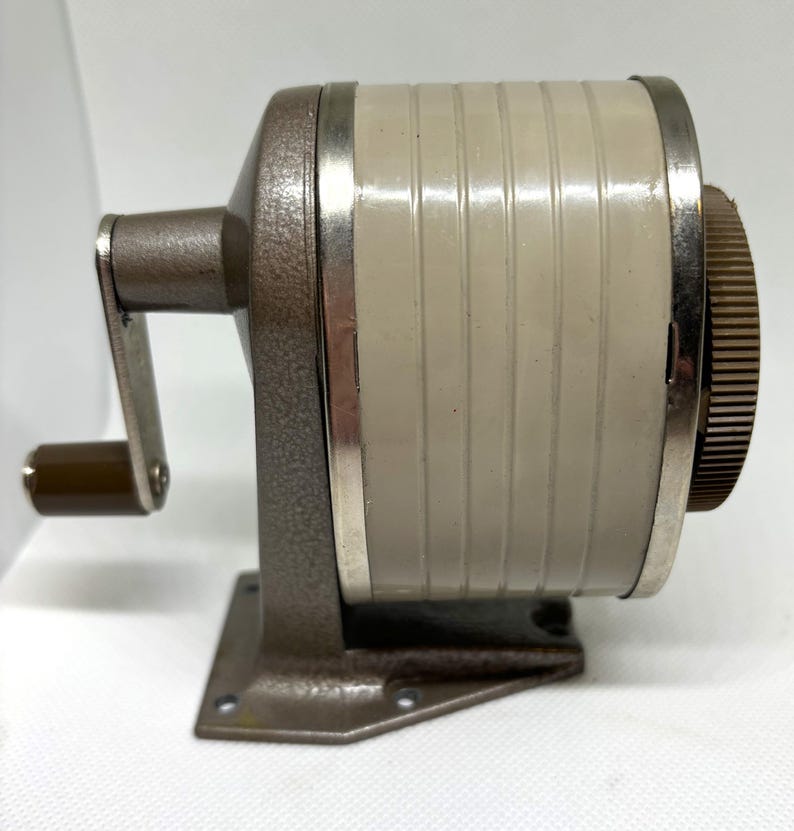 Vintage Apsco Giant Pencil Sharpener for Different Pencil Sizes ...