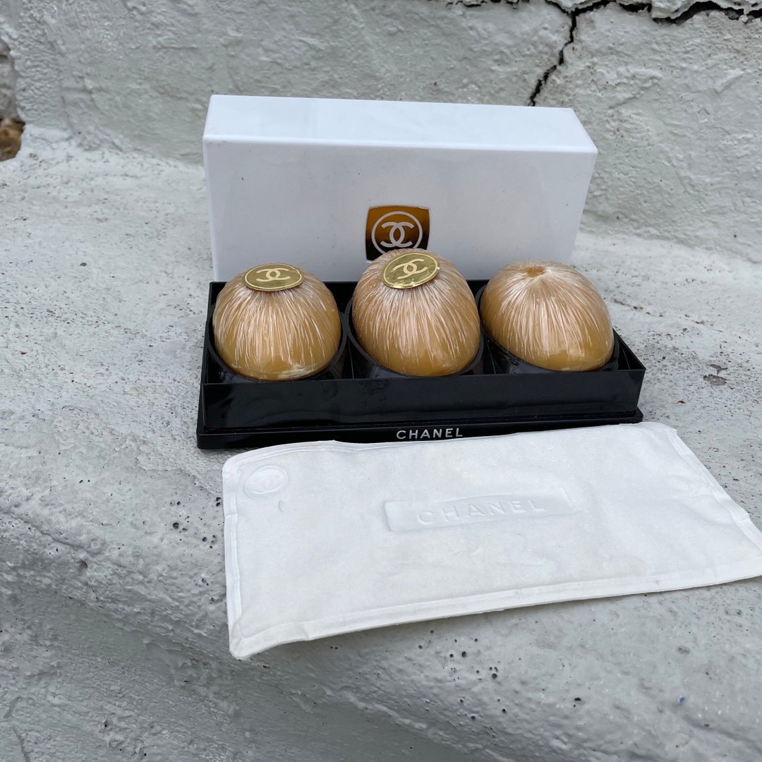 CHANEL Vintage Three Pack Gold Scented Parfum Soap Bars - Etsy