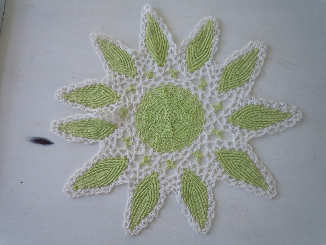 Vintage White and Green Doily, Round Crocheted Doily, Fancy Doily ...