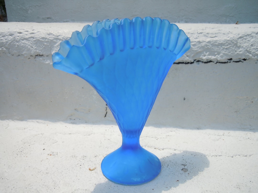 Fenton Blue Satin Fan Vase Ribbed Blue Diamond Fan Vase - Etsy