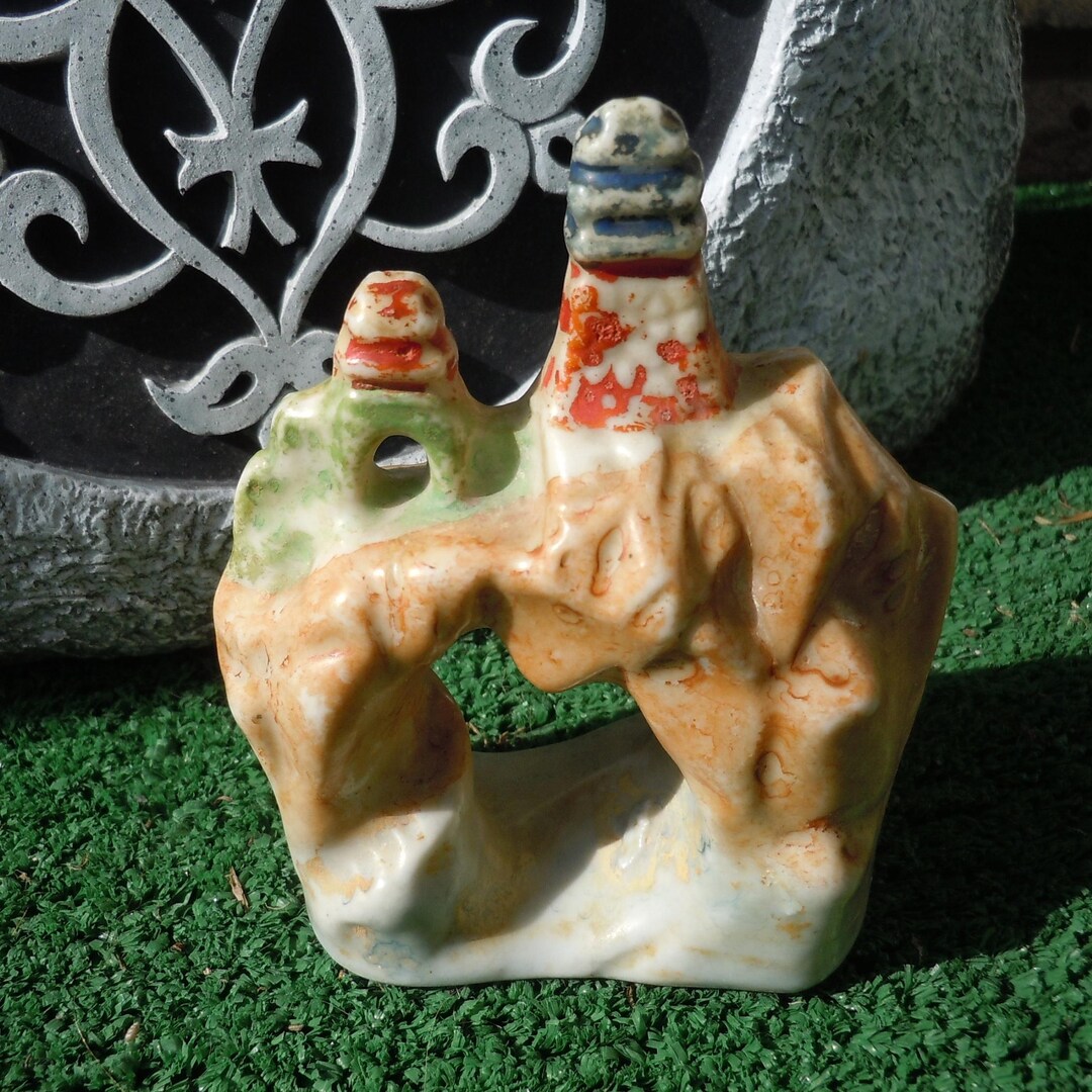 Vintage Porcelain Pagoda House, Fairy Garden Pagoda, Fish Tank Pagoda ...