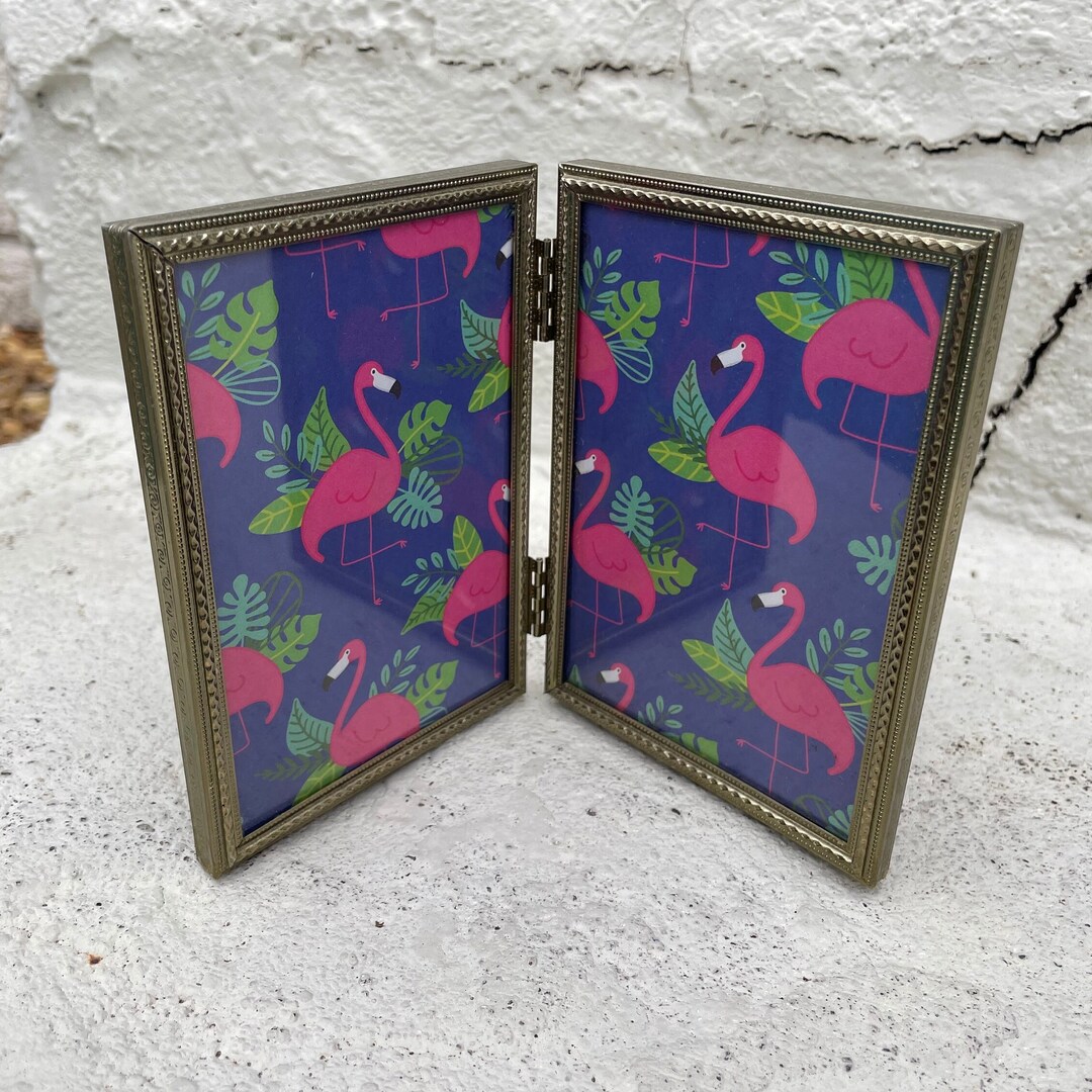 Vintage Brass Bi-fold Frame 5X3 Pictures Hollywood Regency Folding ...