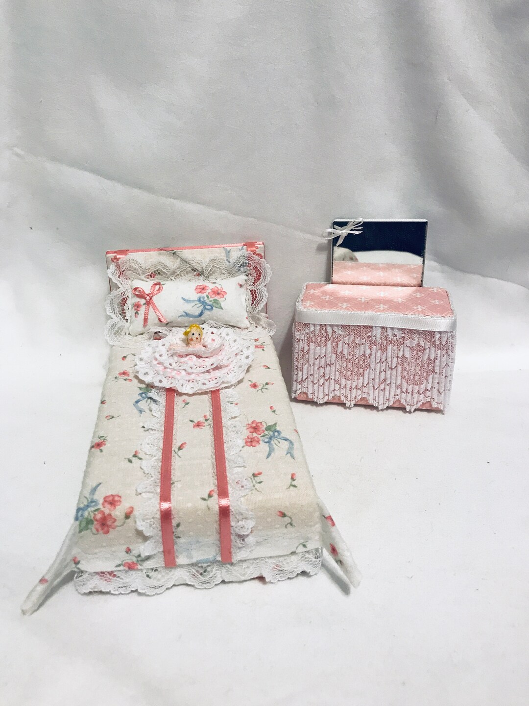 Dollhouse Miniature 1” Scale Vintage Bed or Vanity by Pitty Pat ...