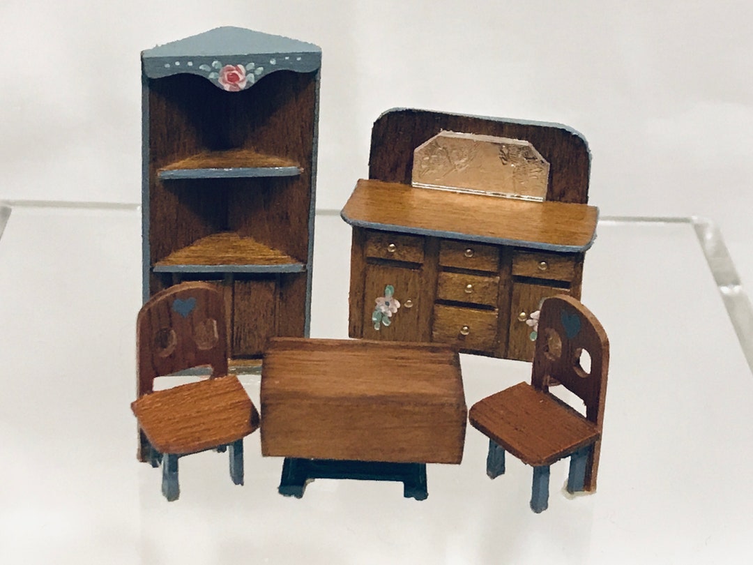 Dollhouse Miniature 1/4" Scale Corner Shelf, Table & Chairs or a ...
