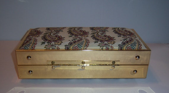 Vintage Lou Taylor Woolf Brothers Off White Classic T… - Gem