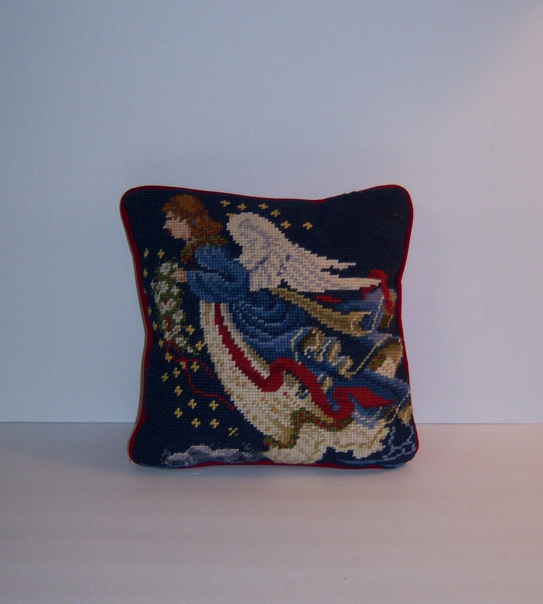 Vintage Christmas Angel Small Needlepoint Wool Stitched Throw Accent ...