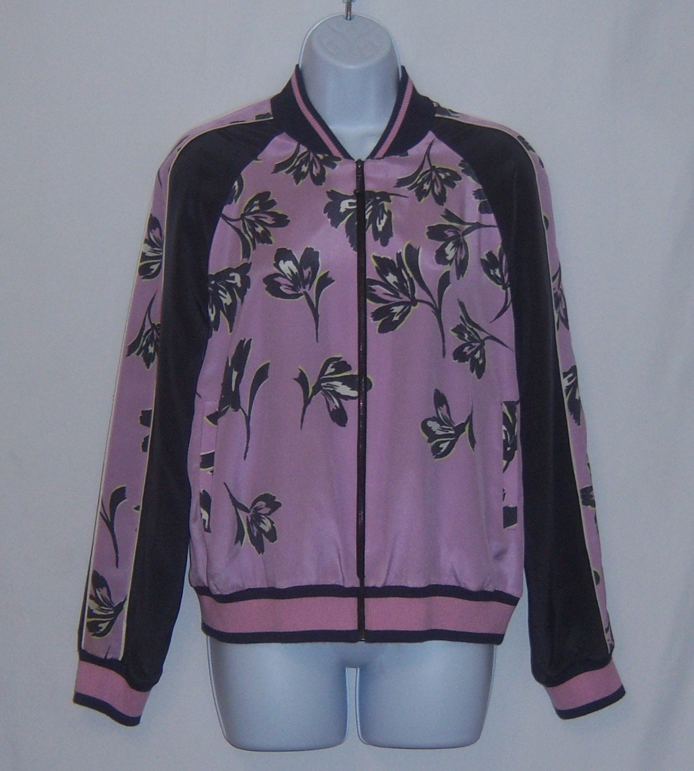 St. John Lavender Grey Gray Flower Floral Print Zip Front Silk Jacket 6 ...