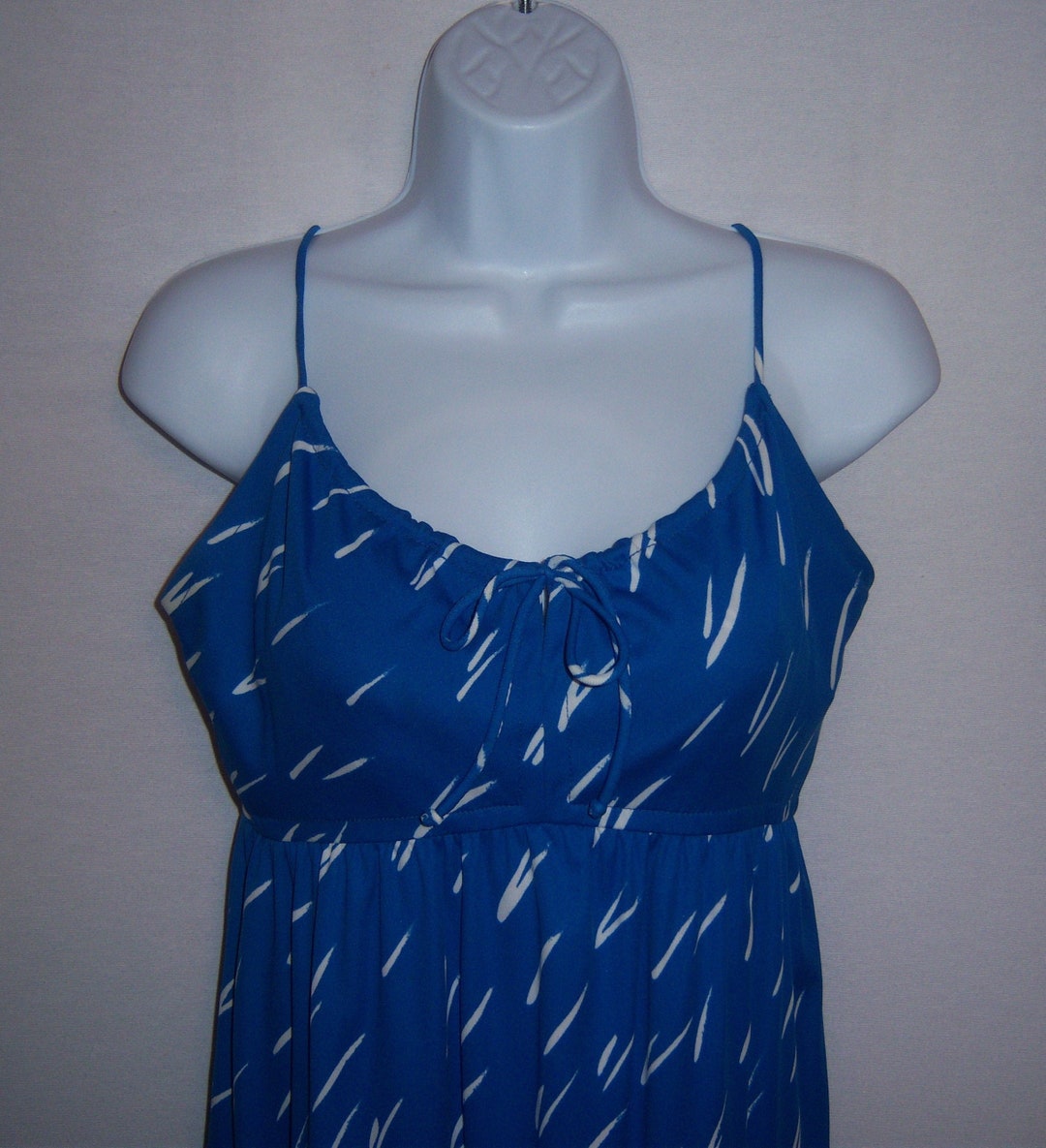 Vintage Leslie Fay Blau Weiß Slash Print Langes Maxi Hostess Kleid Mit ...