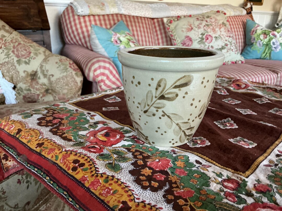 Classic Beaumont Brothers Pottery Beige Brown Painted Leaf With Dots ...