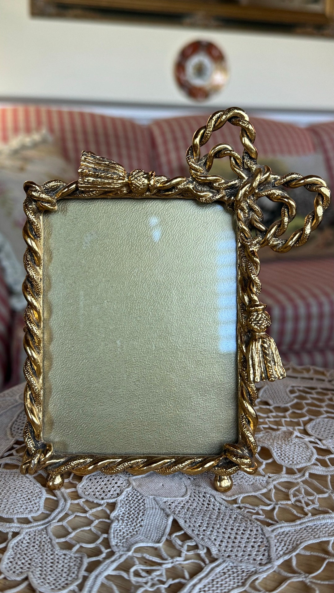 Classic Stylebuilt Gold Metal Ribbon Picture Frames - Etsy