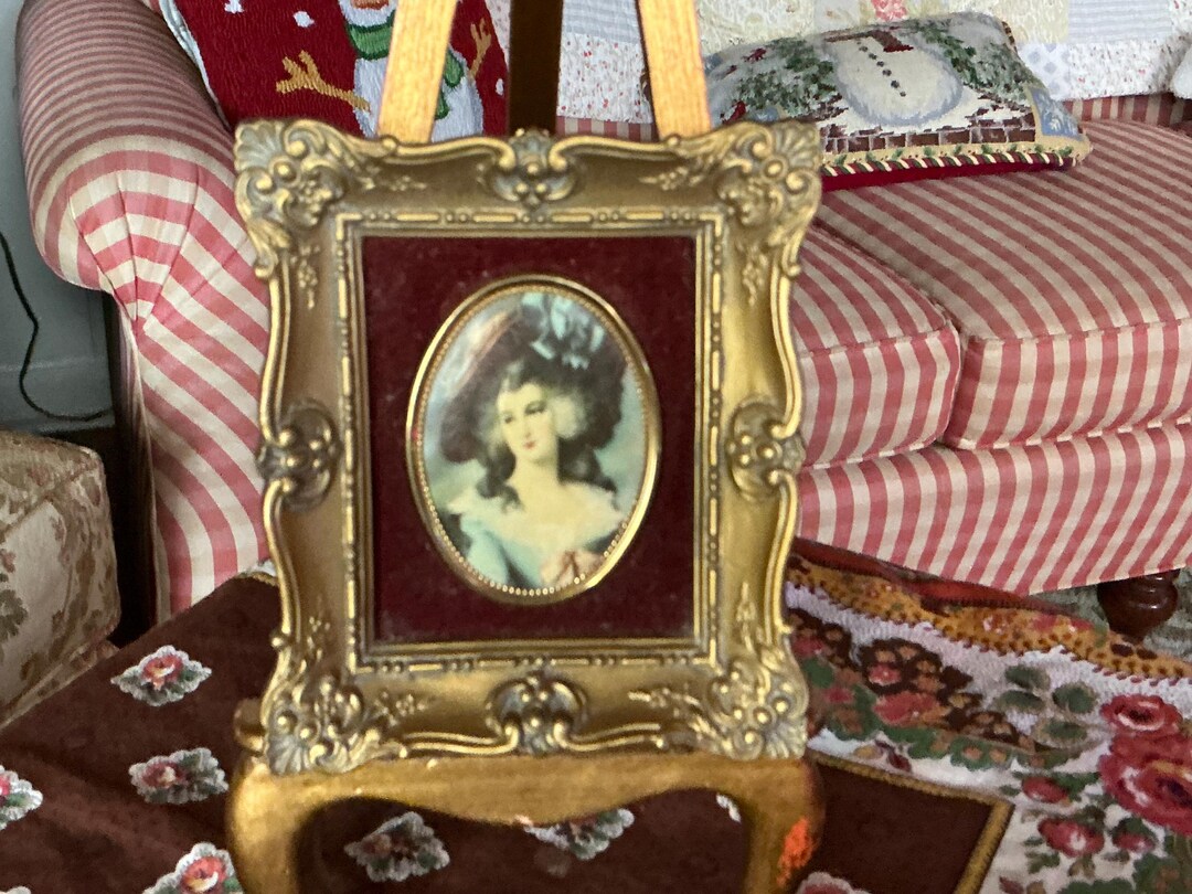 French Country Victorian Cameo Duchess Elizabeth of Devonshire Frame ...