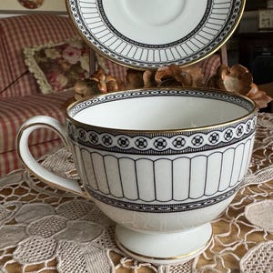 English Country Tea Cup and Saucer Colonnade Black by Wedgwood - Etsy