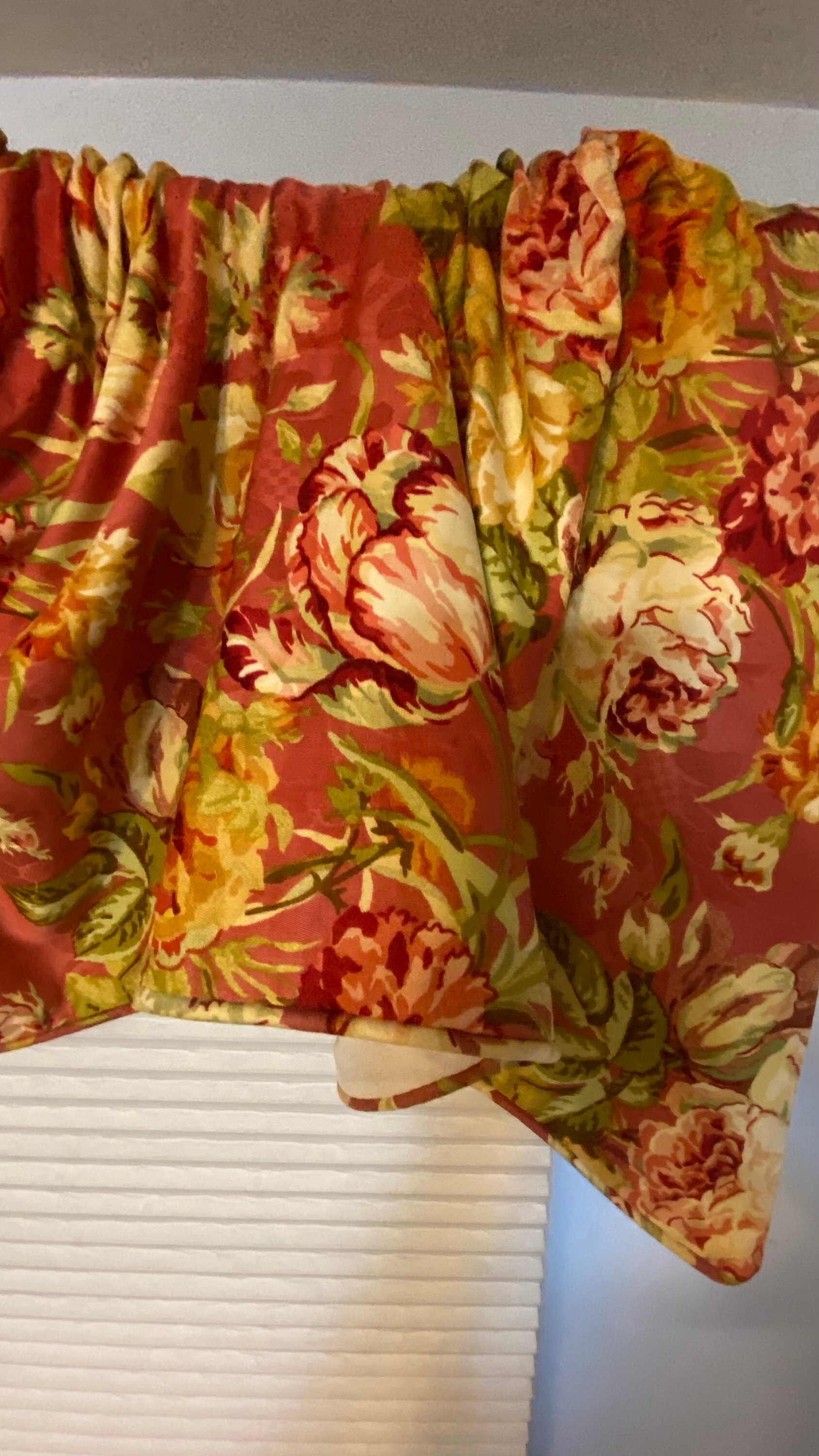 French Country Provence Floral Cabbage Tuck Valance | Etsy