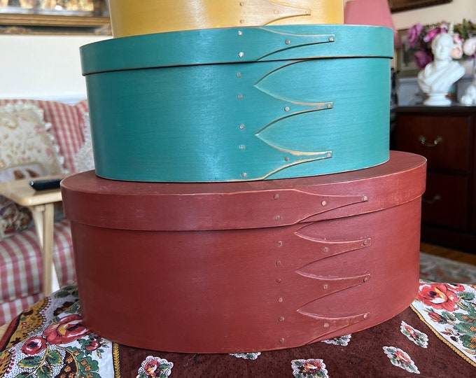 Classic Country Set of 3 Painted Shaker Wood Oval Boxes by Orleans ...
