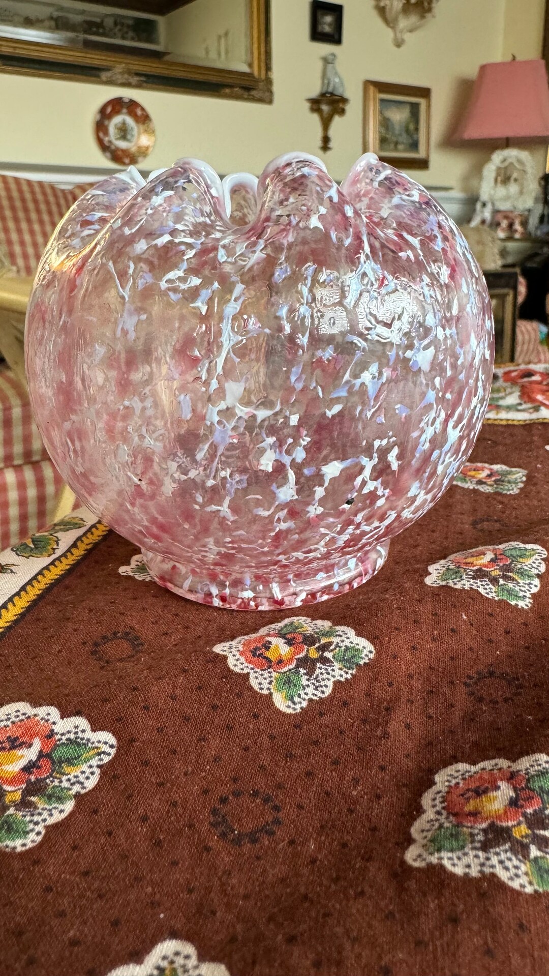Victorian Pink Hand Blown Pink Opalescent Glass Spangle Ruffled ...