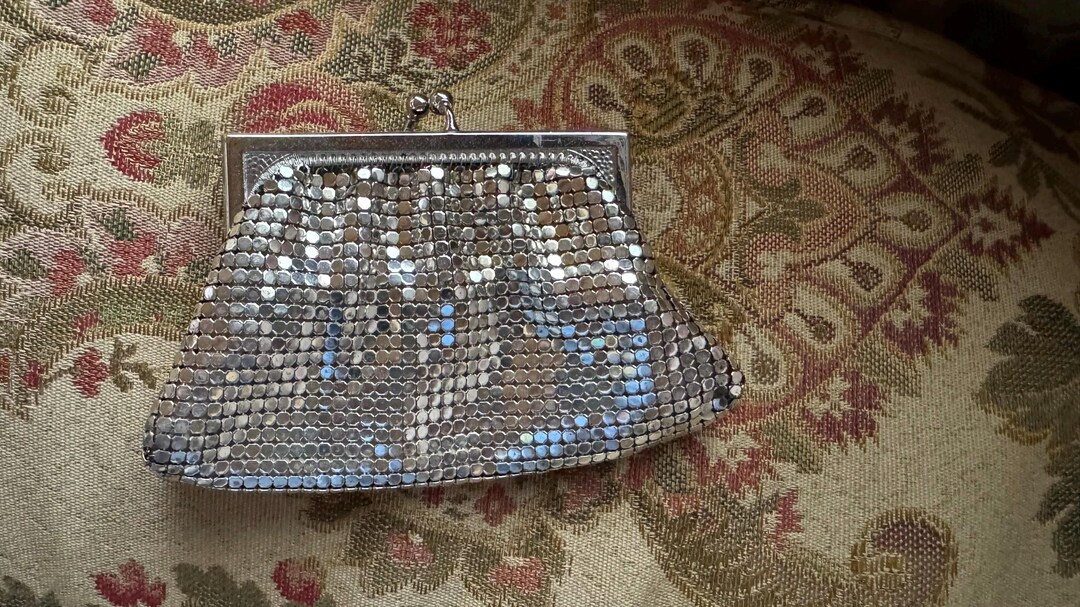 Classic Evening Chic Gold Mesh Coin Bag - Etsy