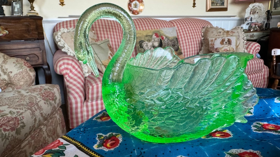Antique Vaseline Glass Swan Uranium Glass Medium Swan Bowl Vase ...