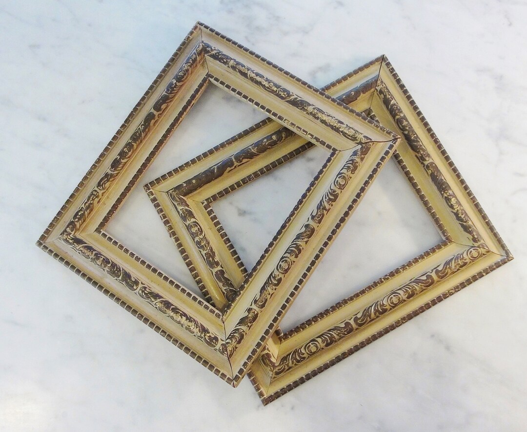 Pair of Vintage Wood Frames - Etsy