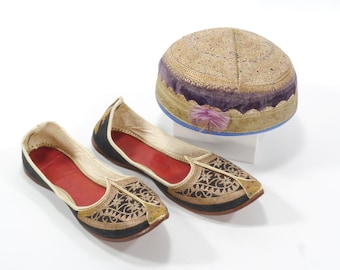 Curled toe shoes | Etsy