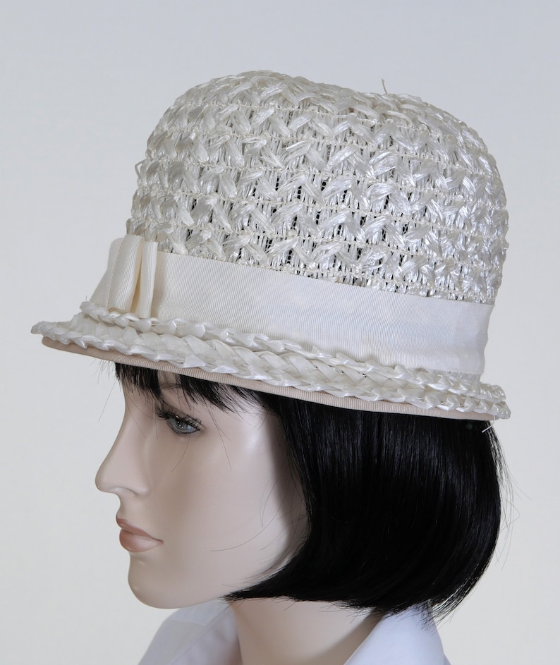 Mid-century White Woven Raffia Hat - 1960's Fashion - Grosgrain Detail ...