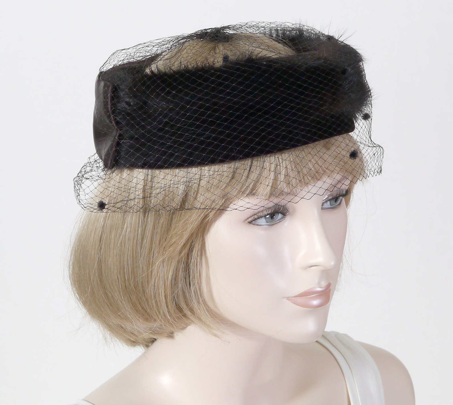 Vintage Women's Brown Fur Halo Veiled Hat - Church Hat - Mid Century ...