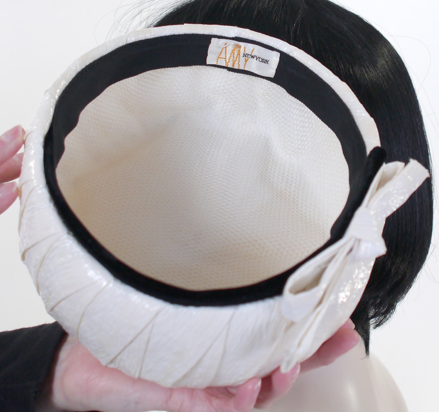 Vintage 1960's Women's AMY New York Hat - Pillbox Style - Ivory Turbon ...