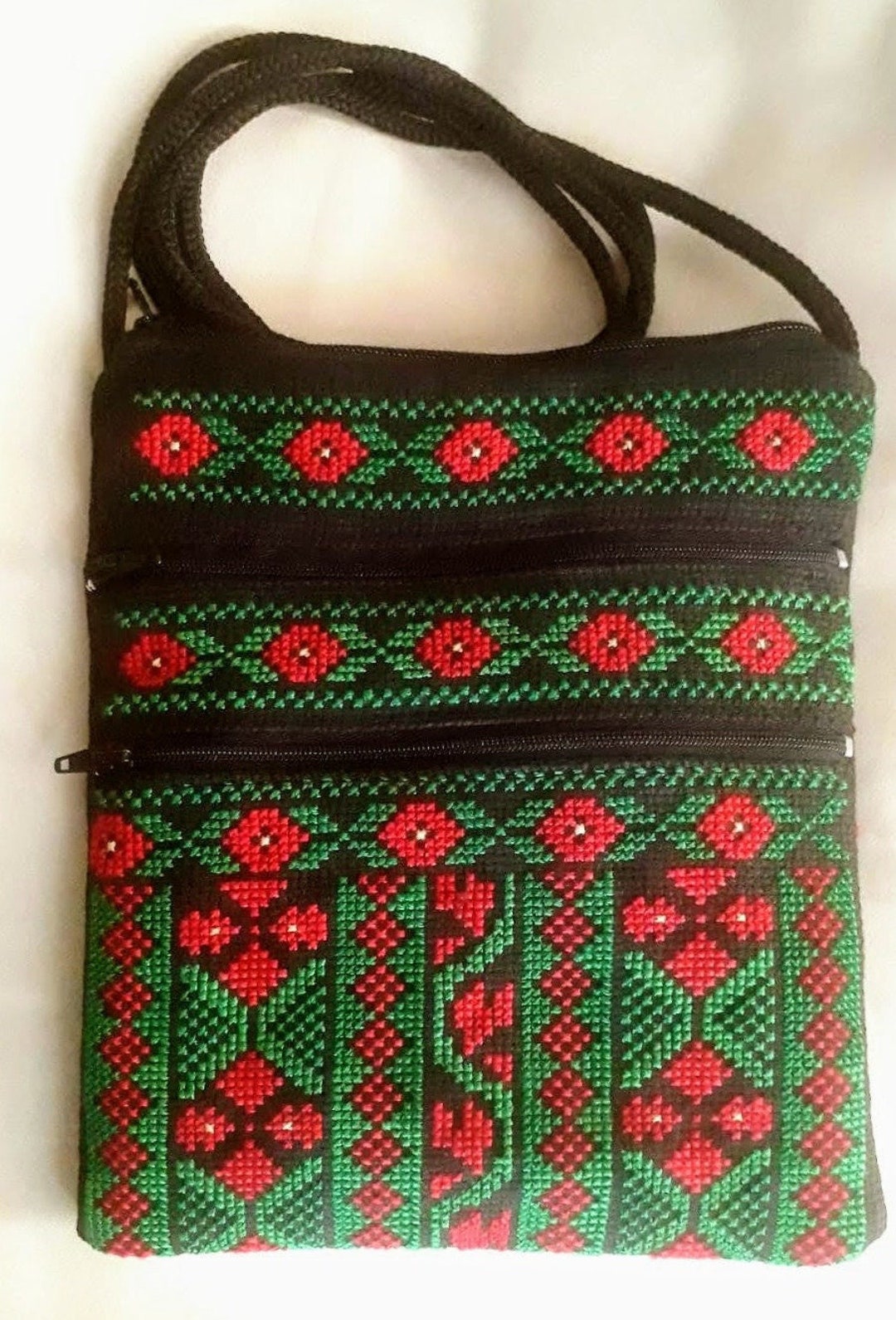 Palestinian Tatreez Embroidered Purse - Etsy