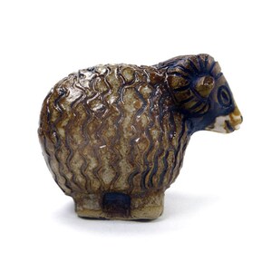 Sheep Light Pull by Zoo Ceramics - Etsy