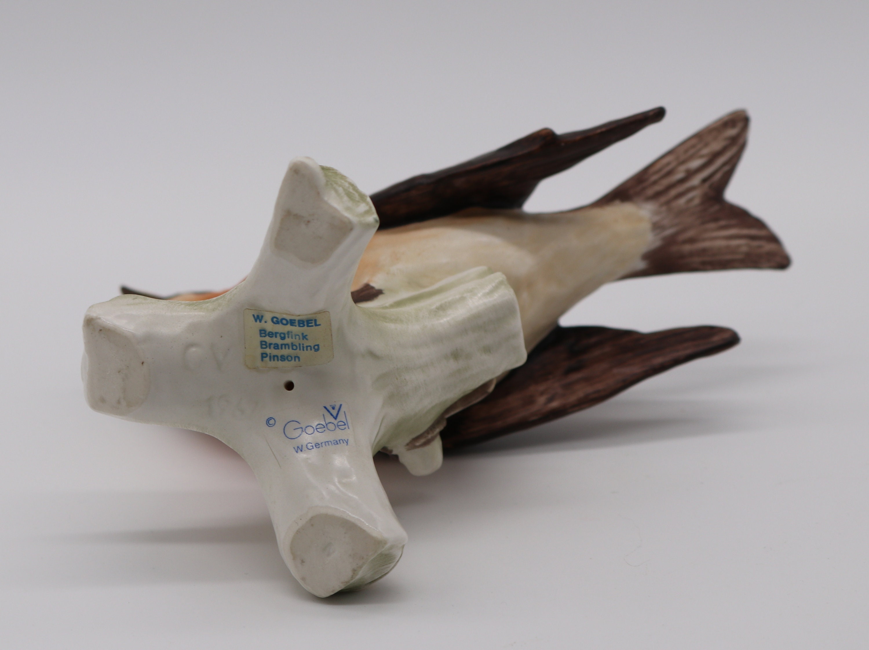 Beautiful Realistic Bird FIGURINE by Goebel 1967 Bergfink | Etsy